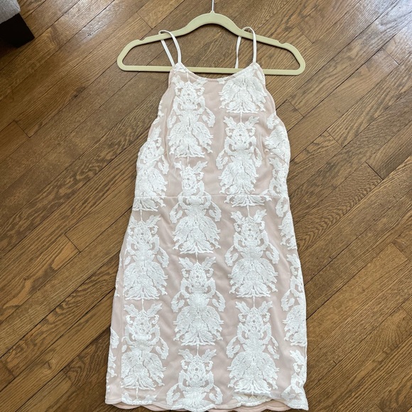 L'ATISTE | Dresses | Latiste Dress Ivory Lace Detail With Nude Underlay ...